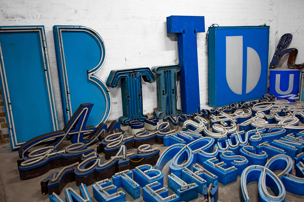 Buchstabenmuseum - slanted